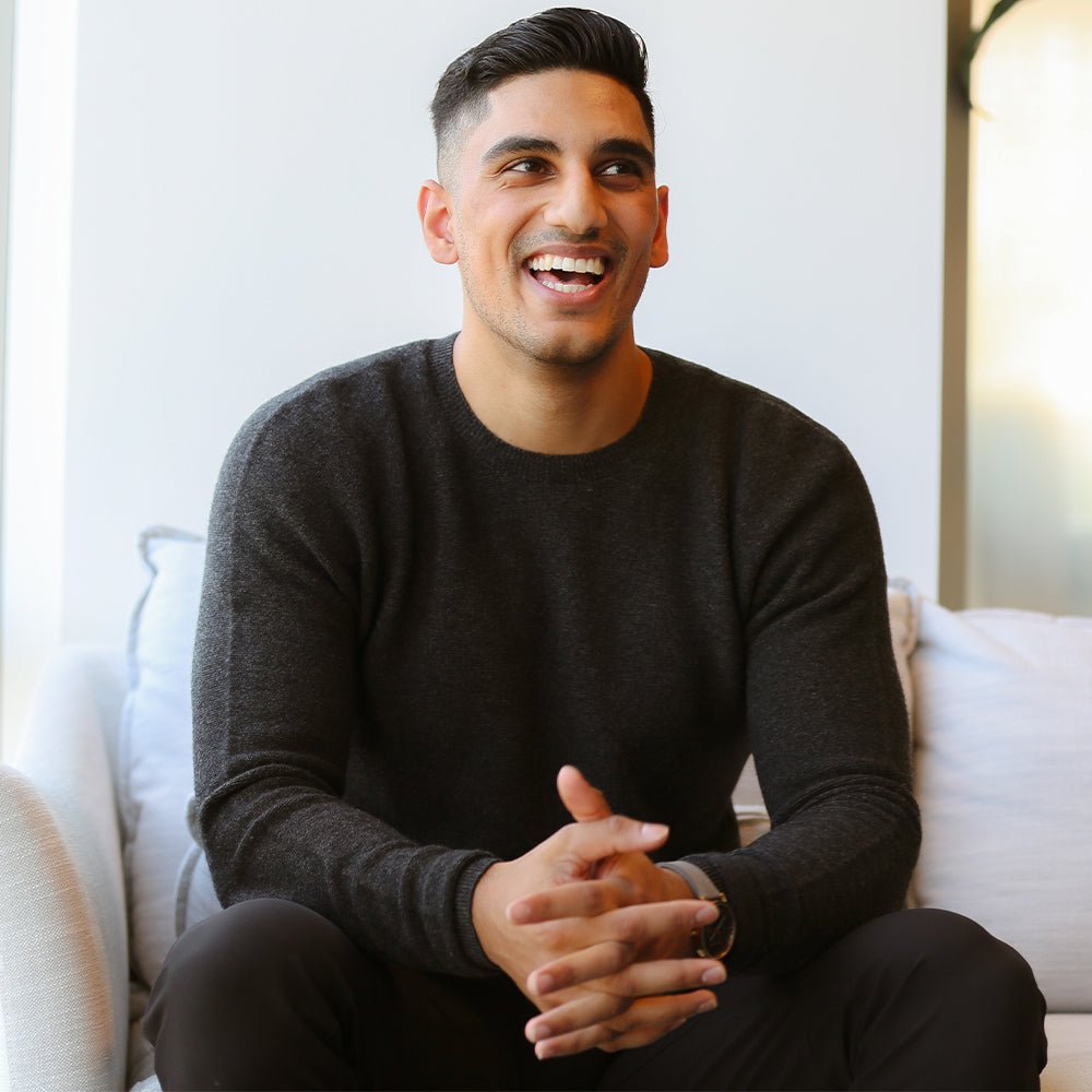 What We Wear And How We Feel – Oliver Charles